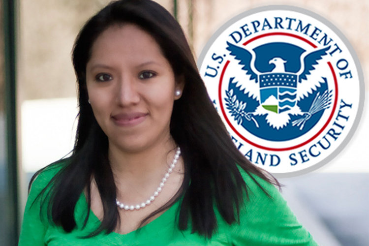 Juez ordena devolver los beneficios de DACA a joven mexicana amenazada ...