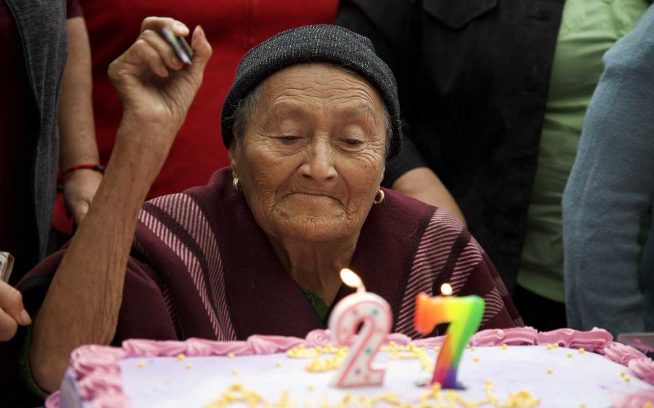 Las Patronas cumplen 27 años de ayudar a los migrantes en México