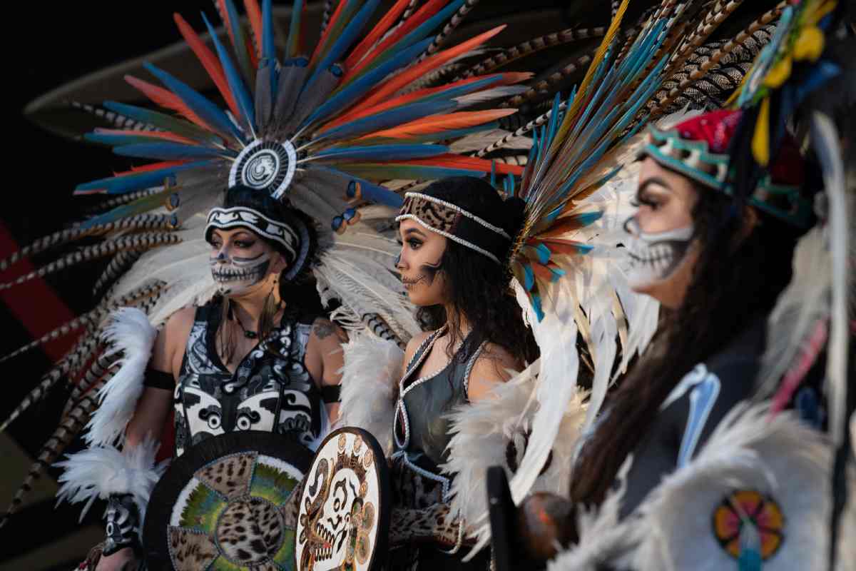 Participa en el festejo del Día de los Muertos en San José, California