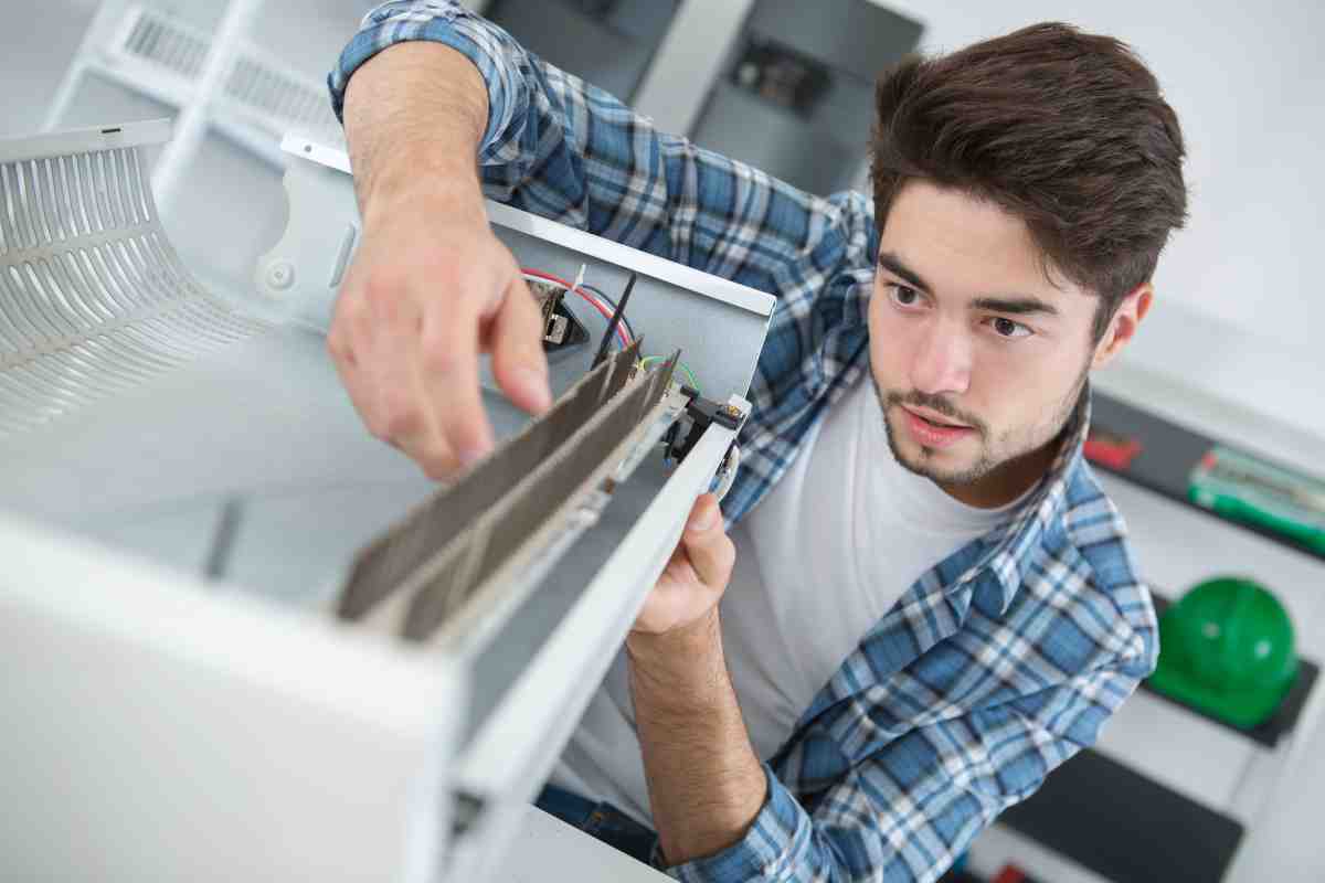 ¡Postúlate a este trabajo en Canadá como ensamblador! – Conexión Migrante