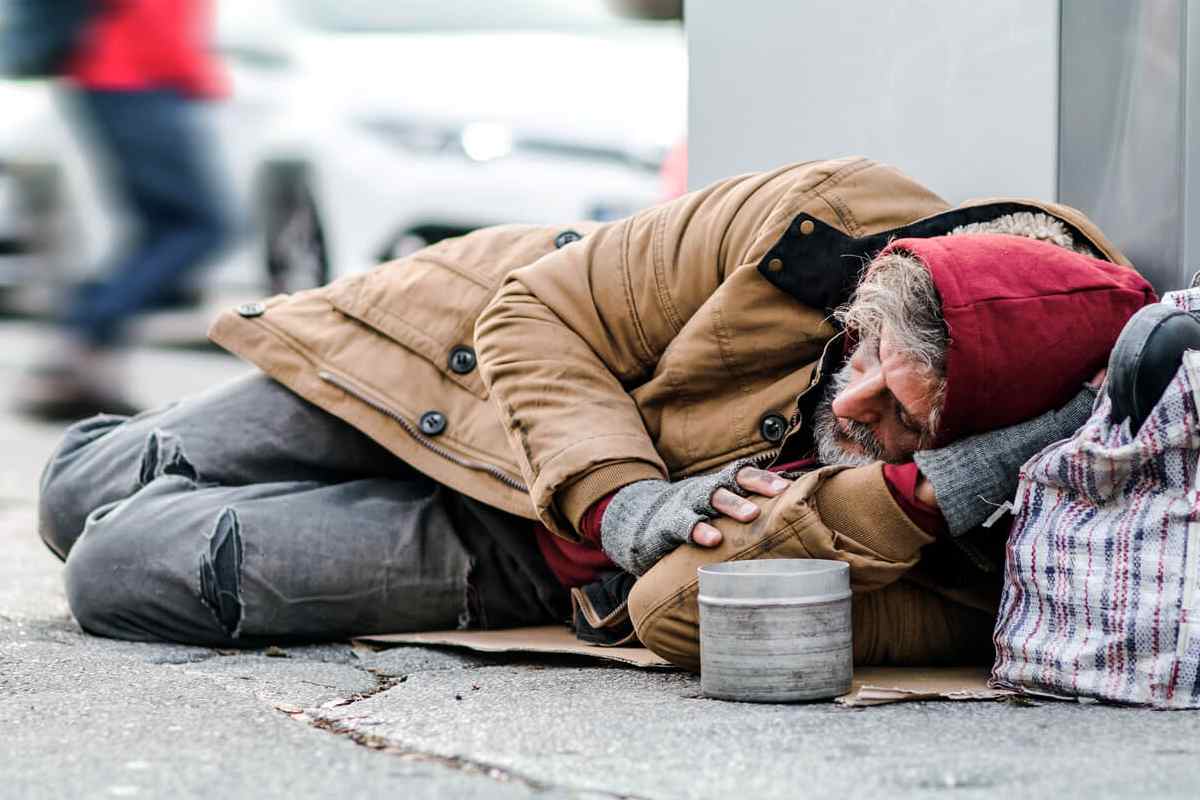 La crisis de indigentes en Estados Unidos: Factores y cifras – Conexión ...