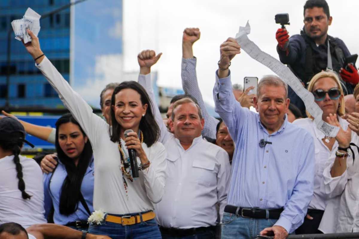 Maria Corina Machado encabeza protesta en Caracas "no hay maniobra ...