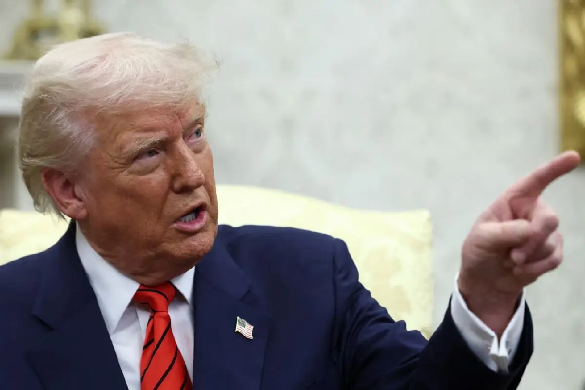 Trump anuncia ataque a sitios nucleares de Irán y celebra éxito de la operación